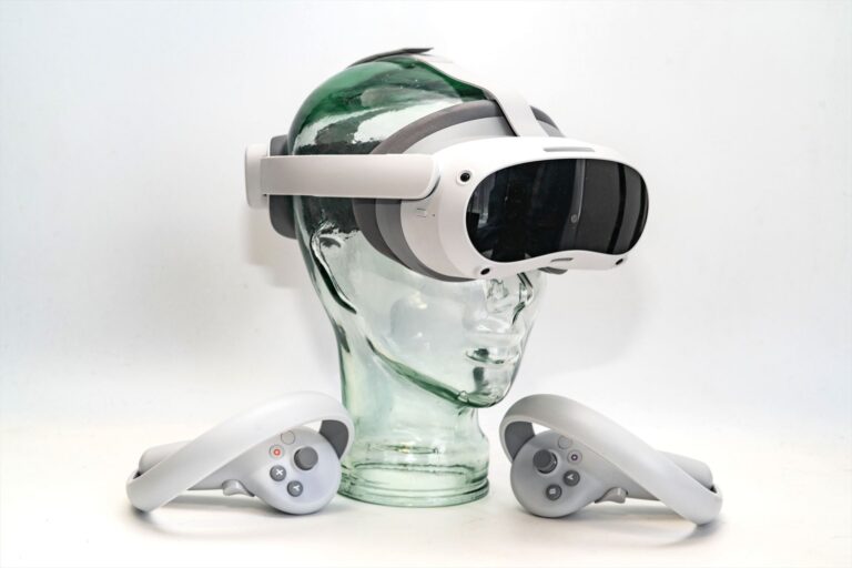 「PICO 4」SteamVR版VRChatレビュー 価格を考えると内蔵マイクの音質以外は満足！ | PANORA